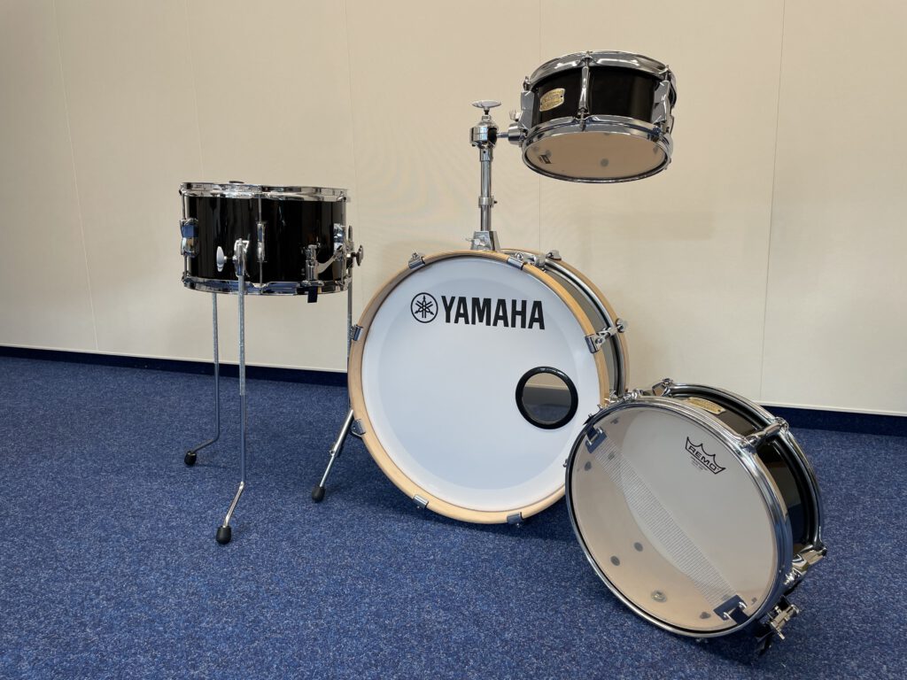 Yamaha Stage Custom Hip Kit in Raven Black - re-drum
